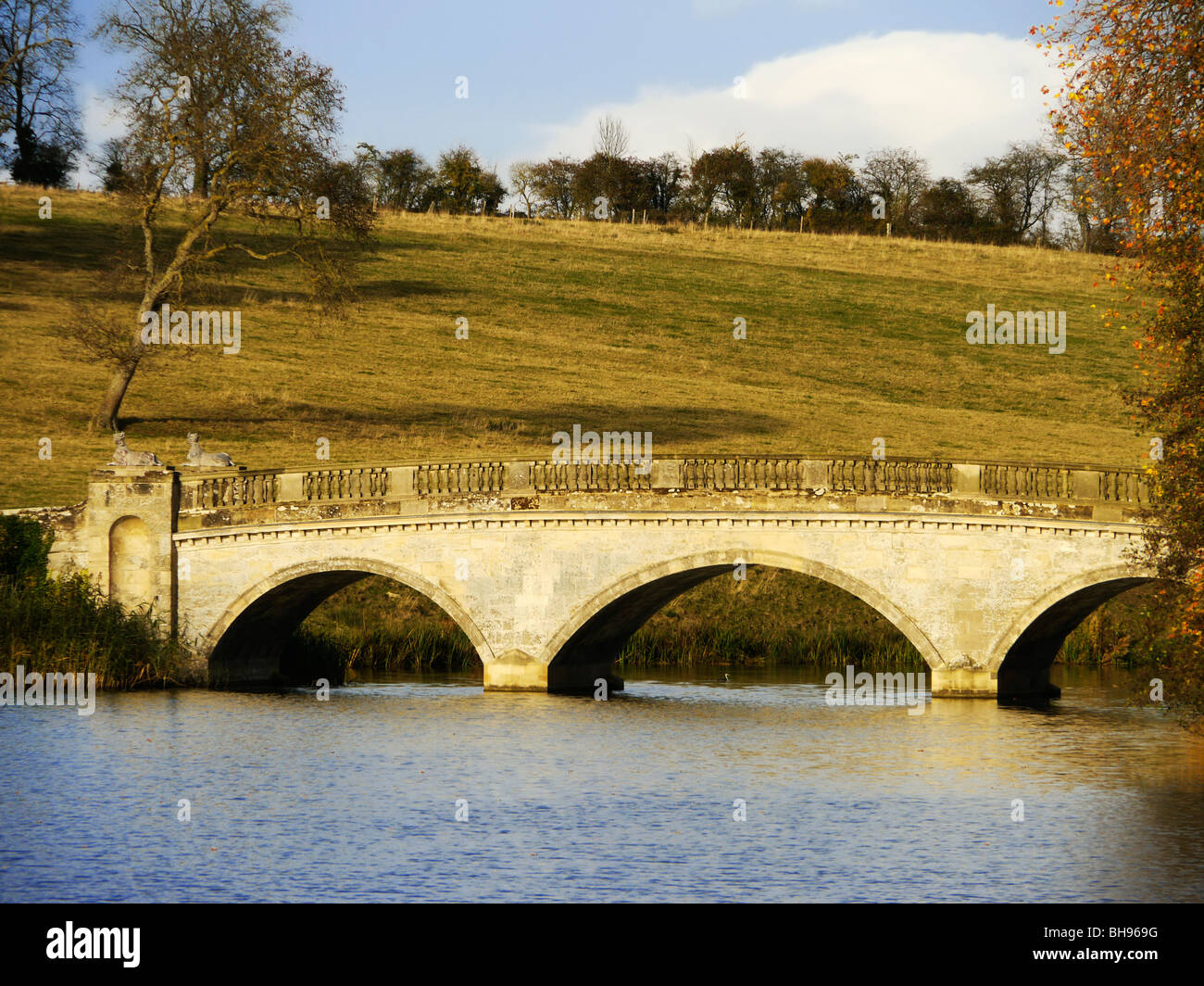 england warwickshire compton verney robert adam bridge Stock Photo - Alamy