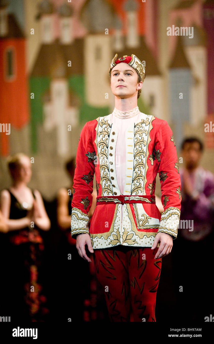 Firebird ballet hi-res stock photography and images - Alamy