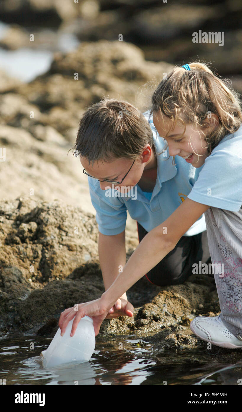 Girl collecting sample hi-res stock photography and images - Alamy