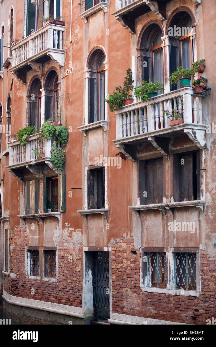 Building facade in the traditional Venetian style, Venice Stock Photo ...