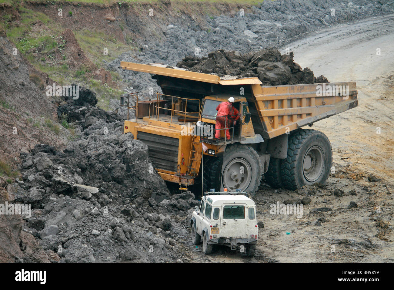 Vehicles working in quarry in hi-res stock photography and images - Alamy