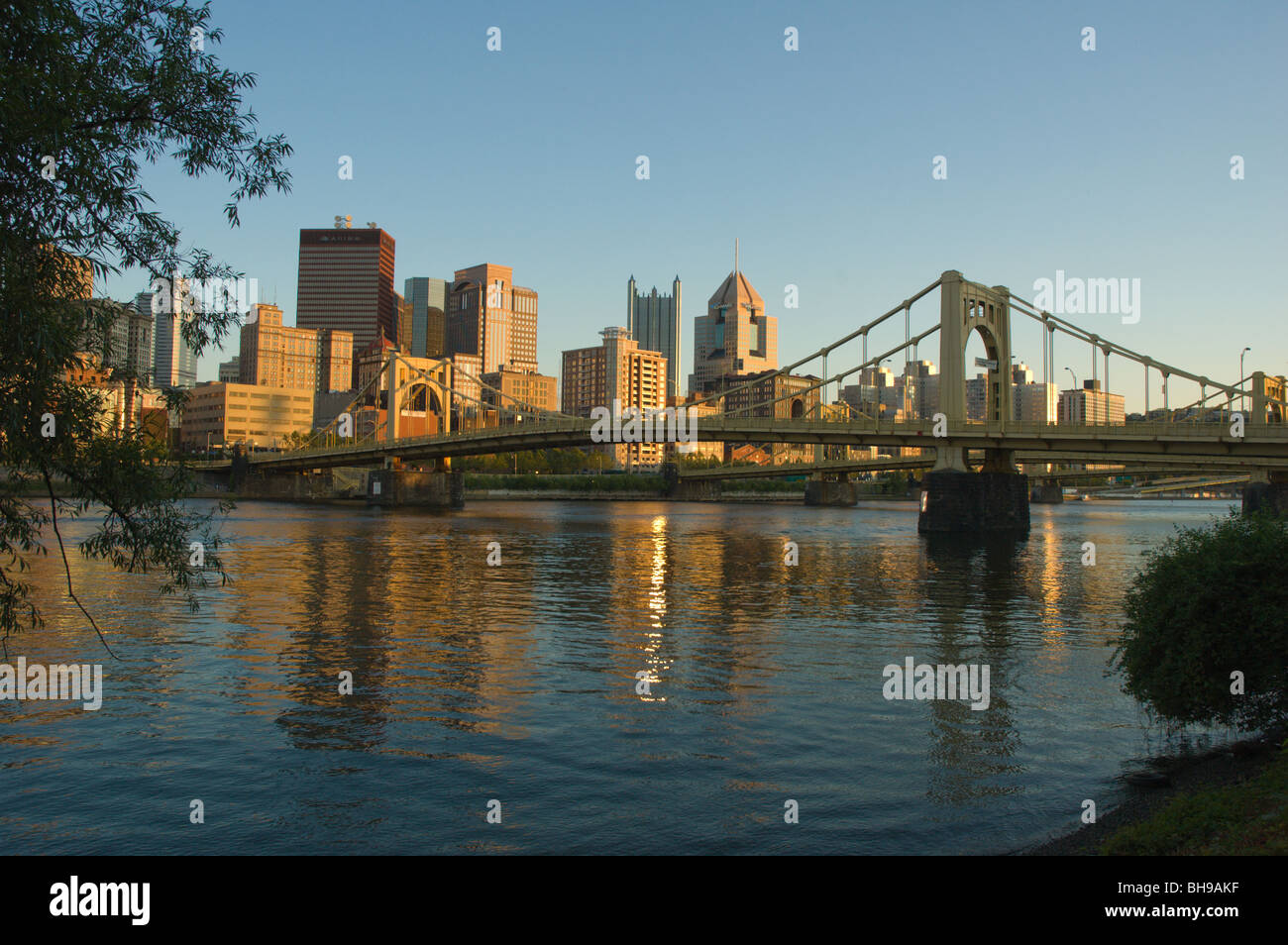 Pittsburgh, Pennsylvania skyline and Allegheny River Stock Photo - Alamy