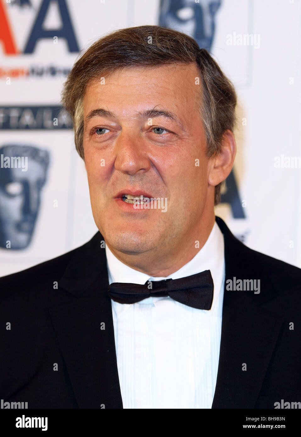 2009 stephen fry hi-res stock photography and images - Alamy 2009 stephen fry hi-res stock photography and images - Alamy