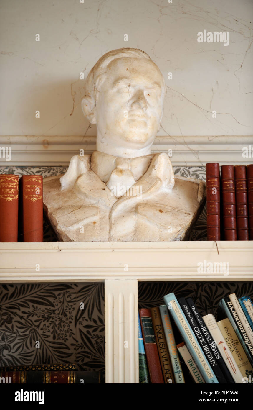Evelyn waugh hi-res stock photography and images - Alamy