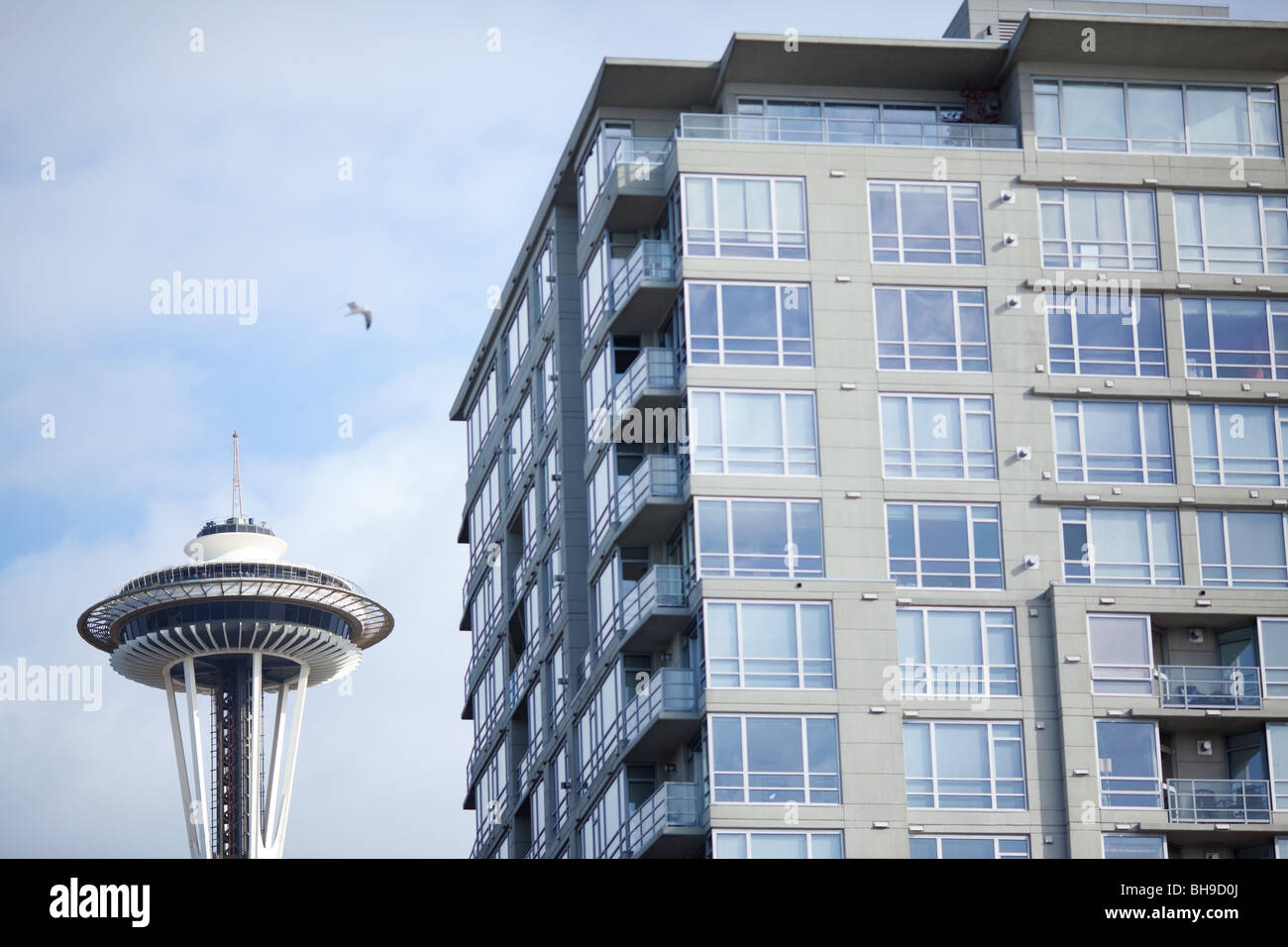 Washington mutual tower building hi-res stock photography and images ...
