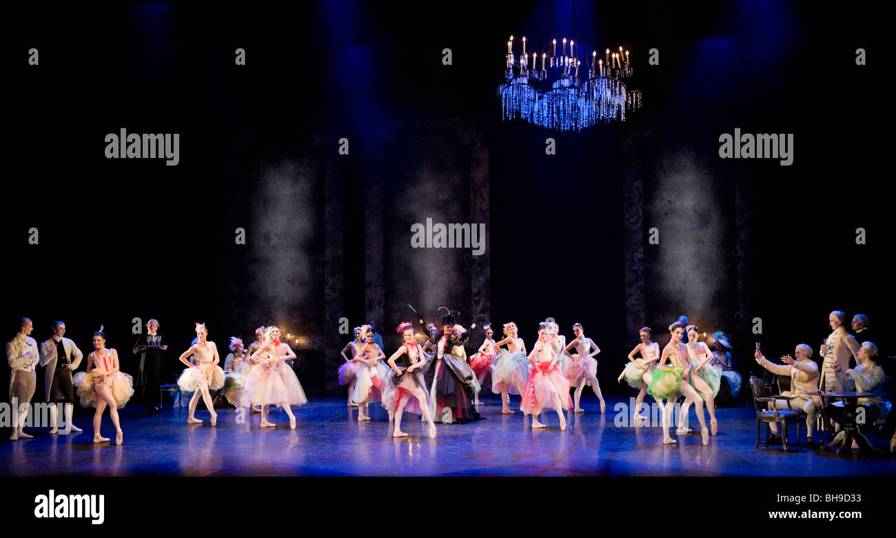 Manon ballet hi-res stock photography and images - Alamy