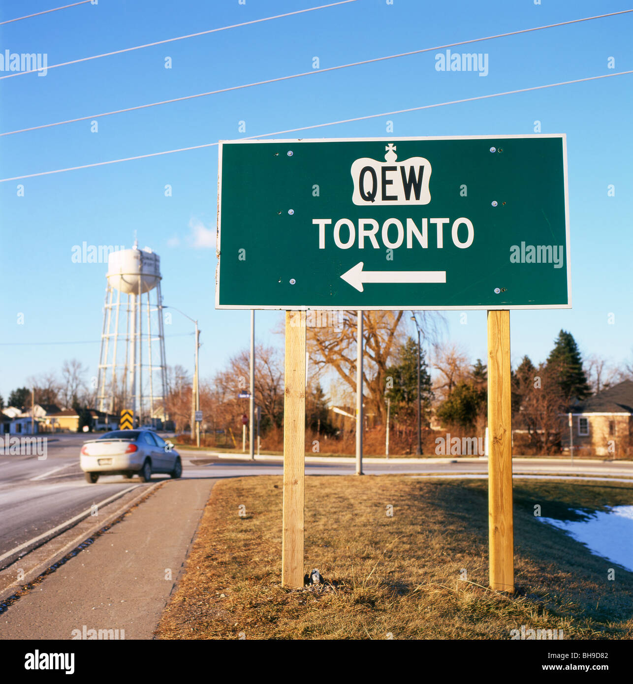Canadian road signs in toronto hi-res stock photography and images - Alamy