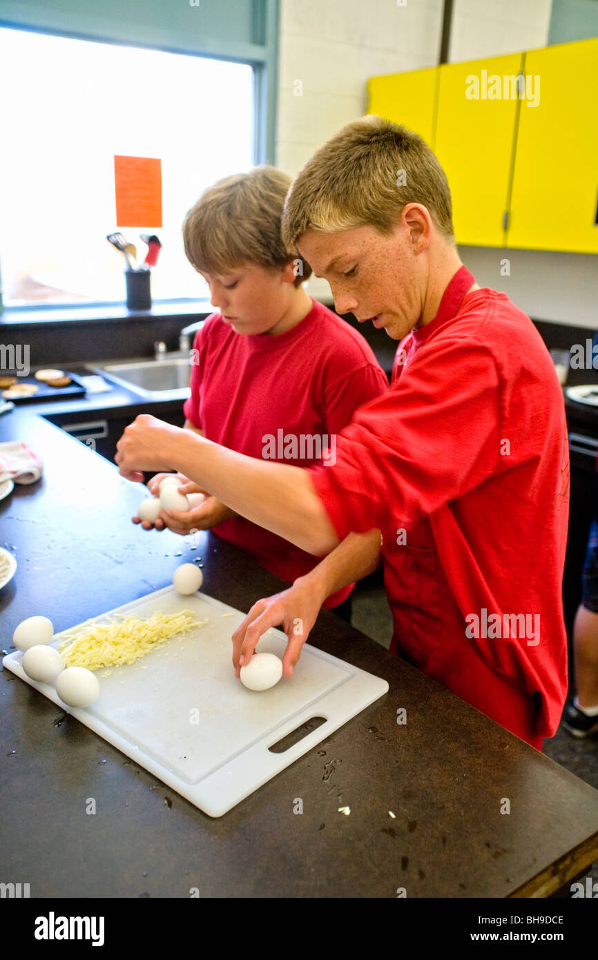 Eighth-grade boys at a Southern California middle school break up ...
