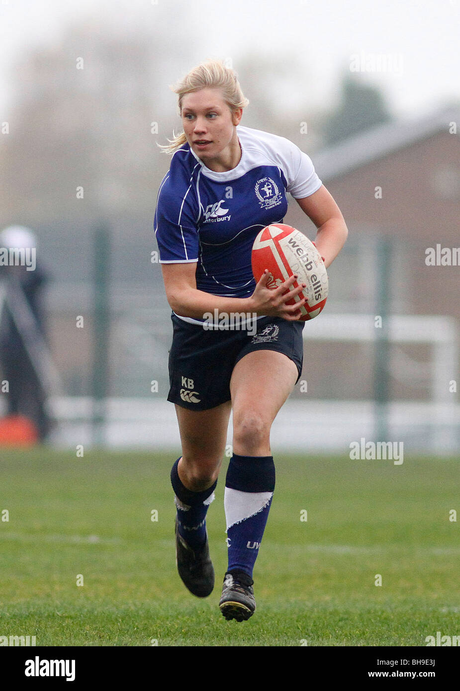 Rugby tackle womens hi-res stock photography and images - Alamy