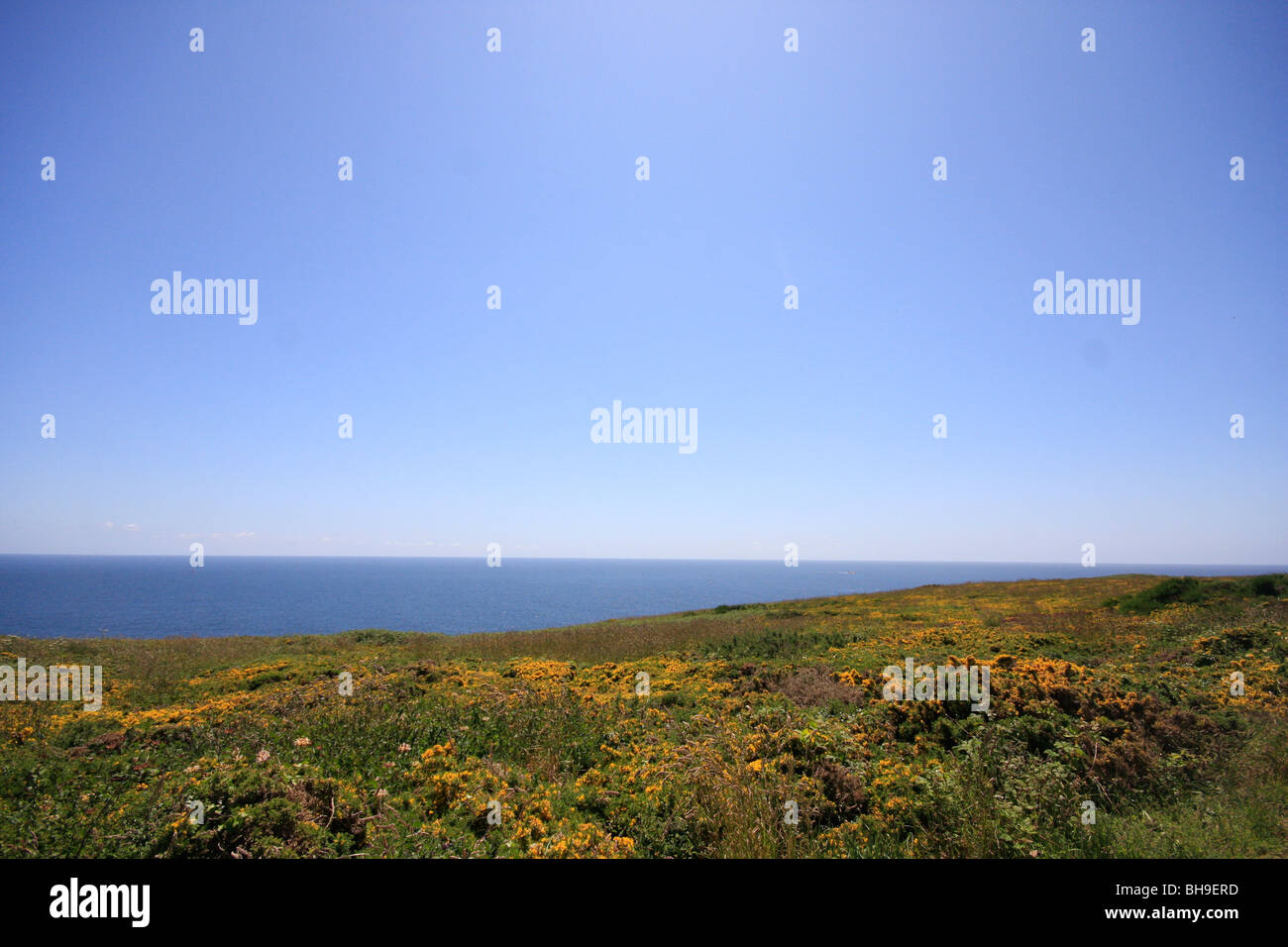 The French tourist landmark of Pointe du Raz, Brittany Stock Photo - Alamy