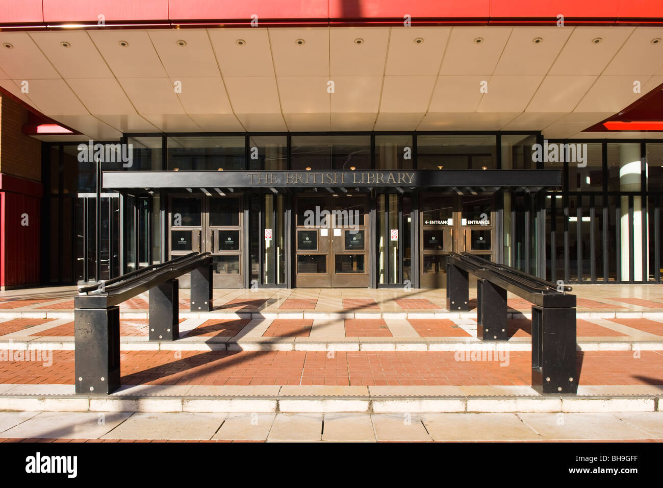 The British Library , Euston Road , modern main entrance to library ...