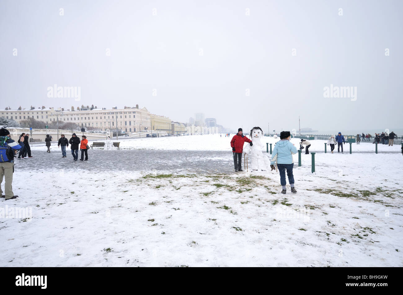 Brighton beach snowfall hi-res stock photography and images - Alamy