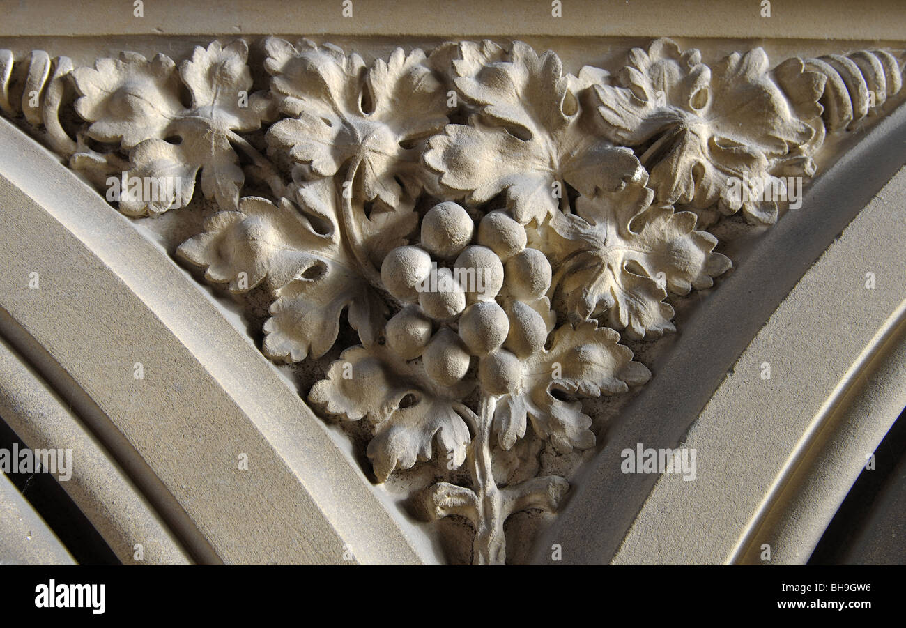 Detail of reredos, Holy Cross Church, Byfield, Northamptonshire ...