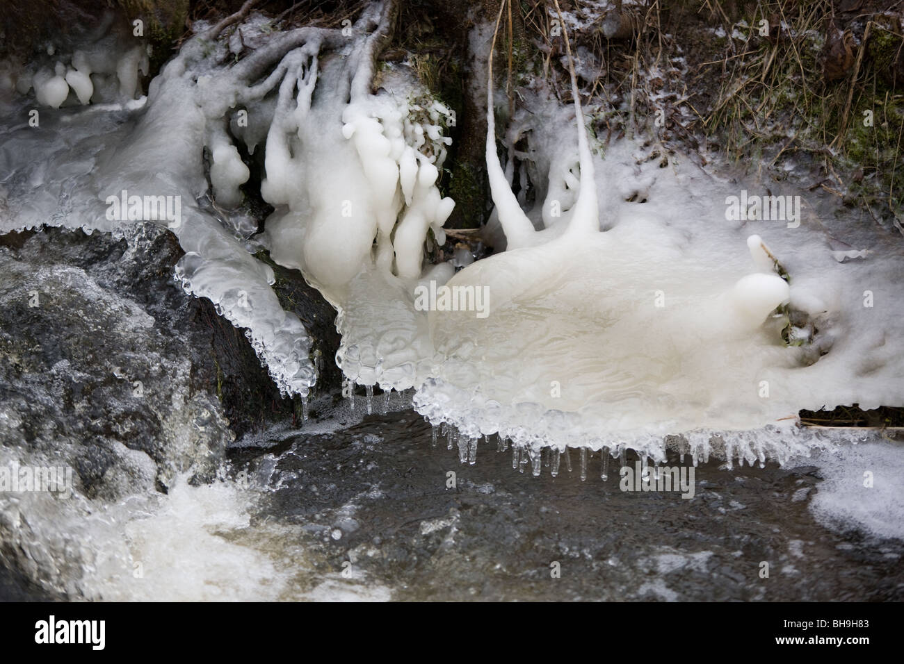 Ice banks hi-res stock photography and images - Alamy