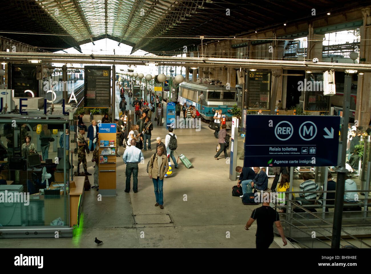 Sncf stations hi-res stock photography and images - Alamy