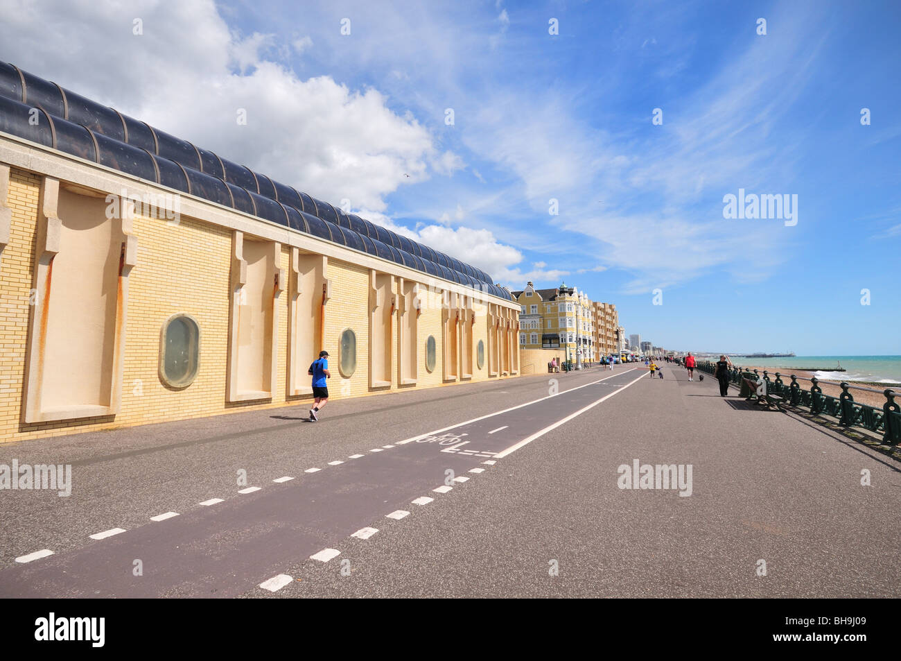 Brighton swimming pool hi-res stock photography and images - Alamy