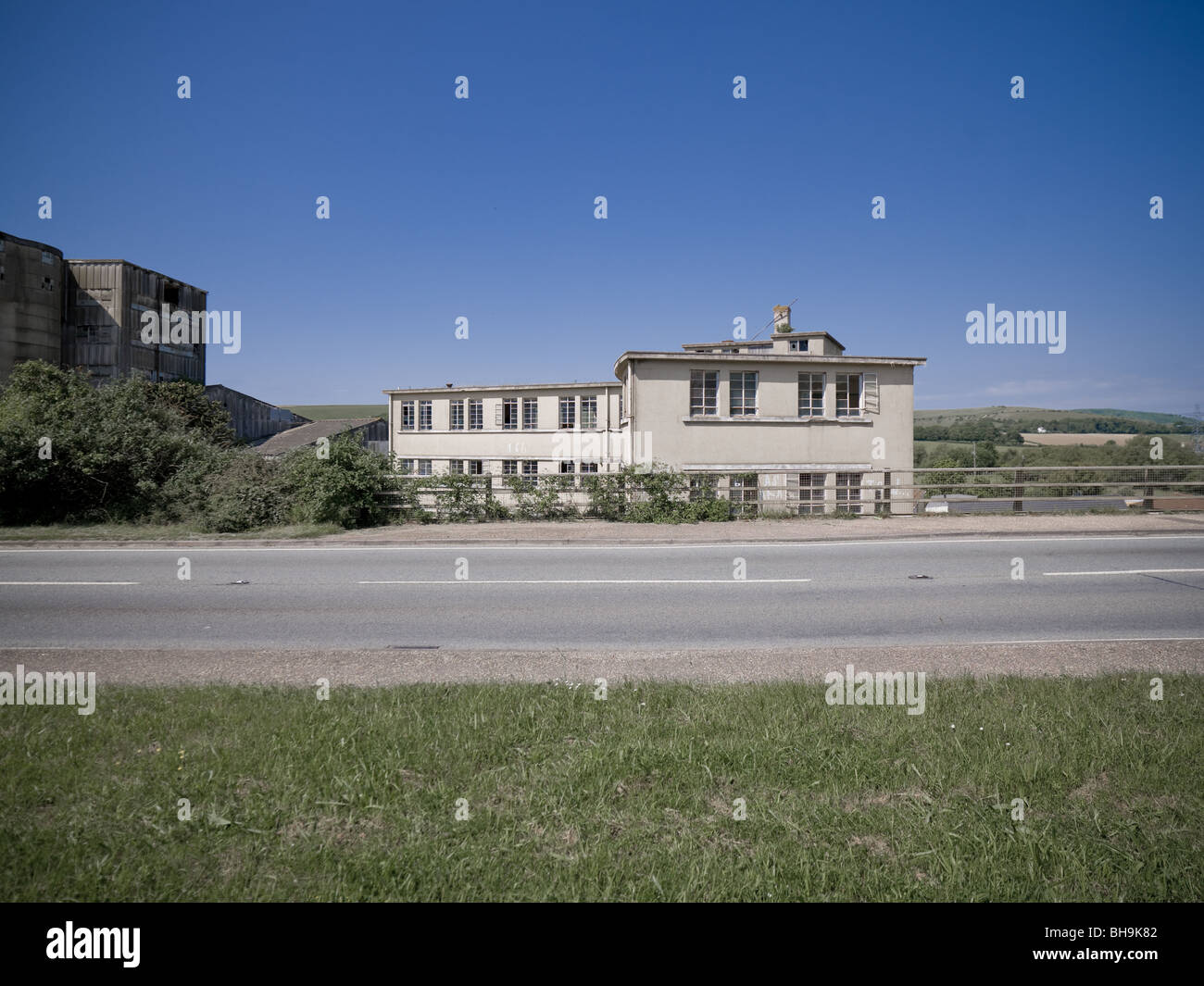 Abandoned road works hi-res stock photography and images - Alamy