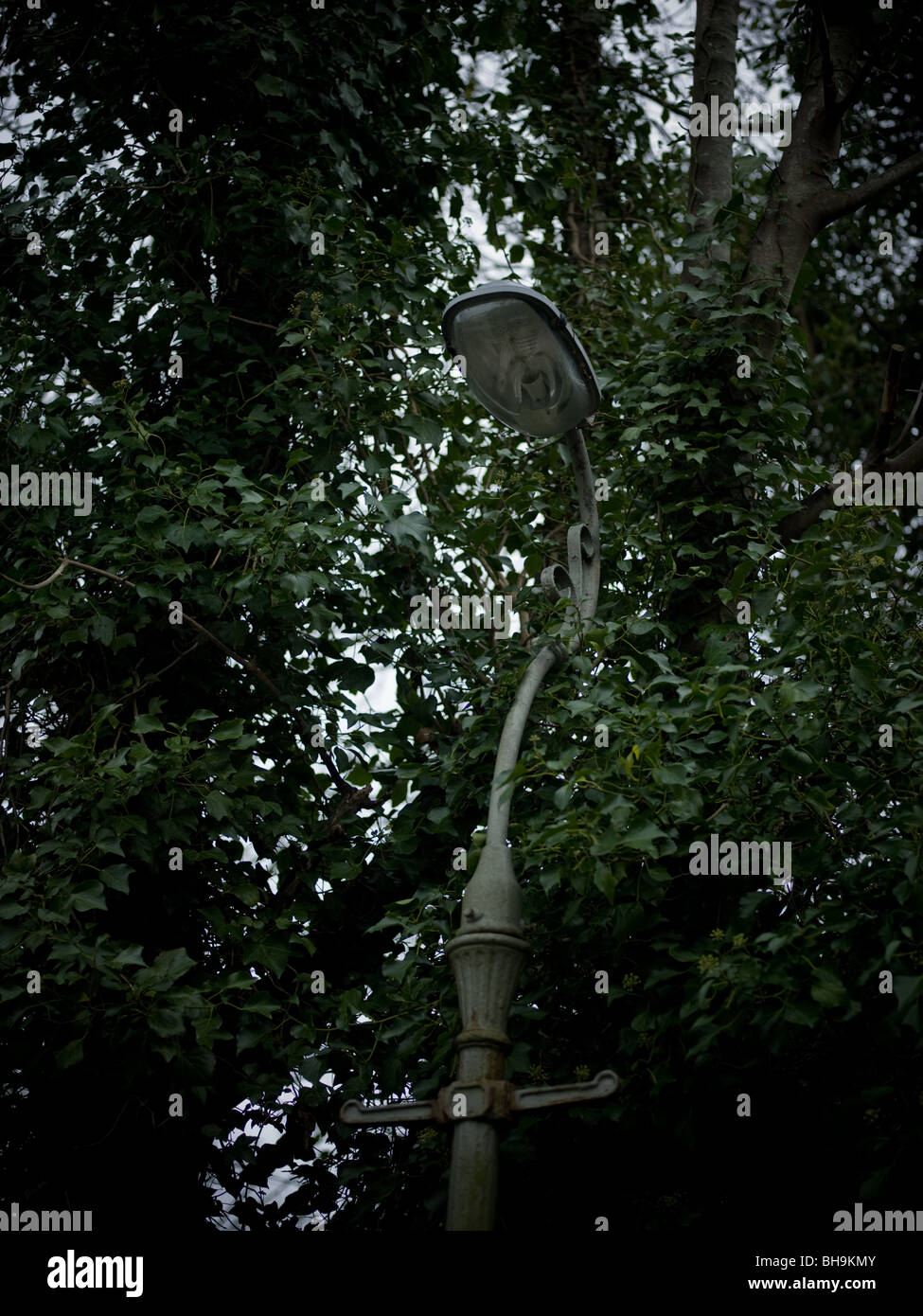 Metal Lamp Post Stock Photos & Metal Lamp Post Stock Images - Alamy