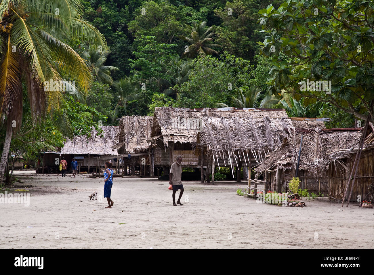 Three thatched huts hi-res stock photography and images - Alamy Three thatched huts hi-res stock photography and images - Alamy