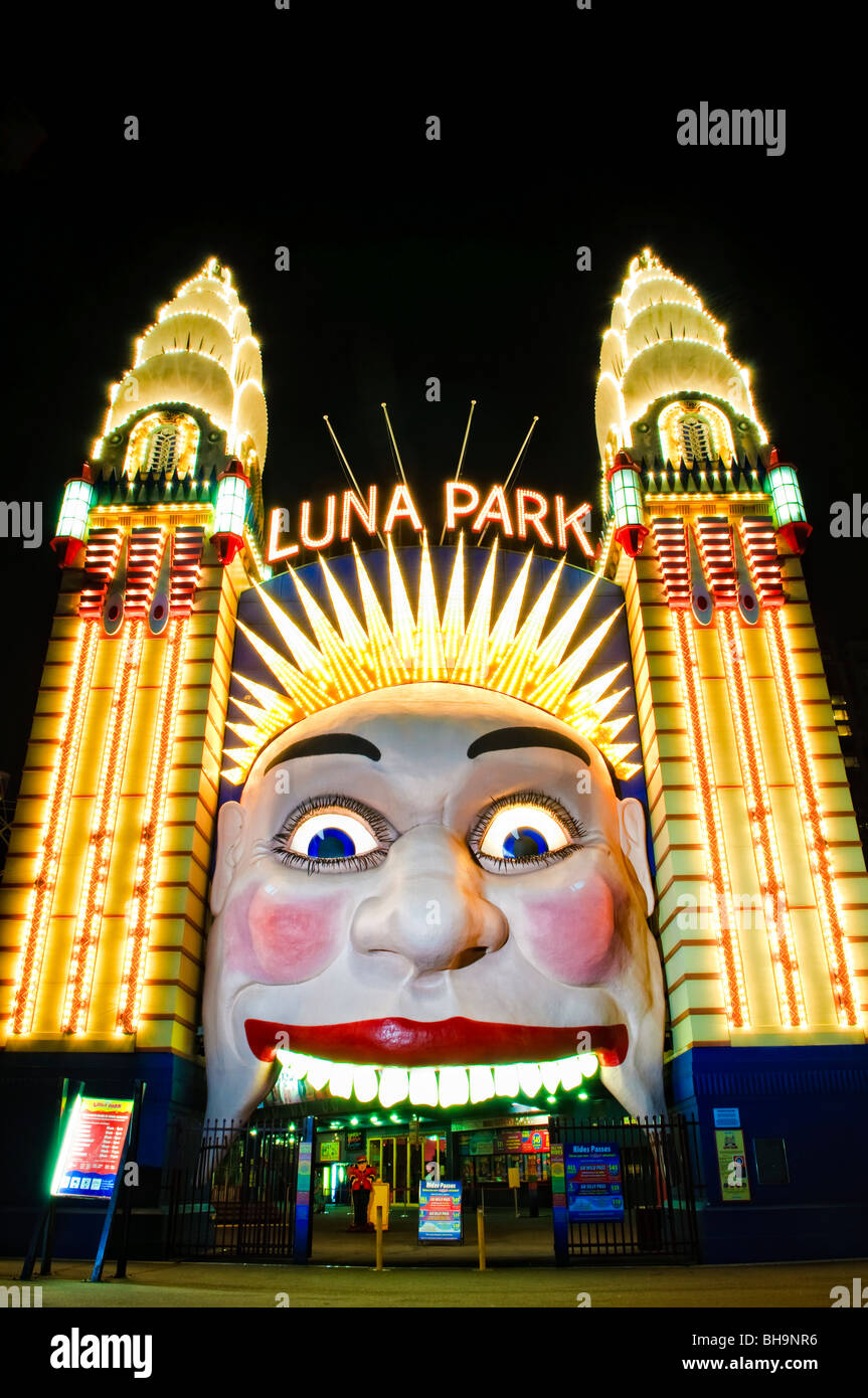 Luna Park Illuminated Sign Sydney Australia // SYDNEY, Australia — The ...