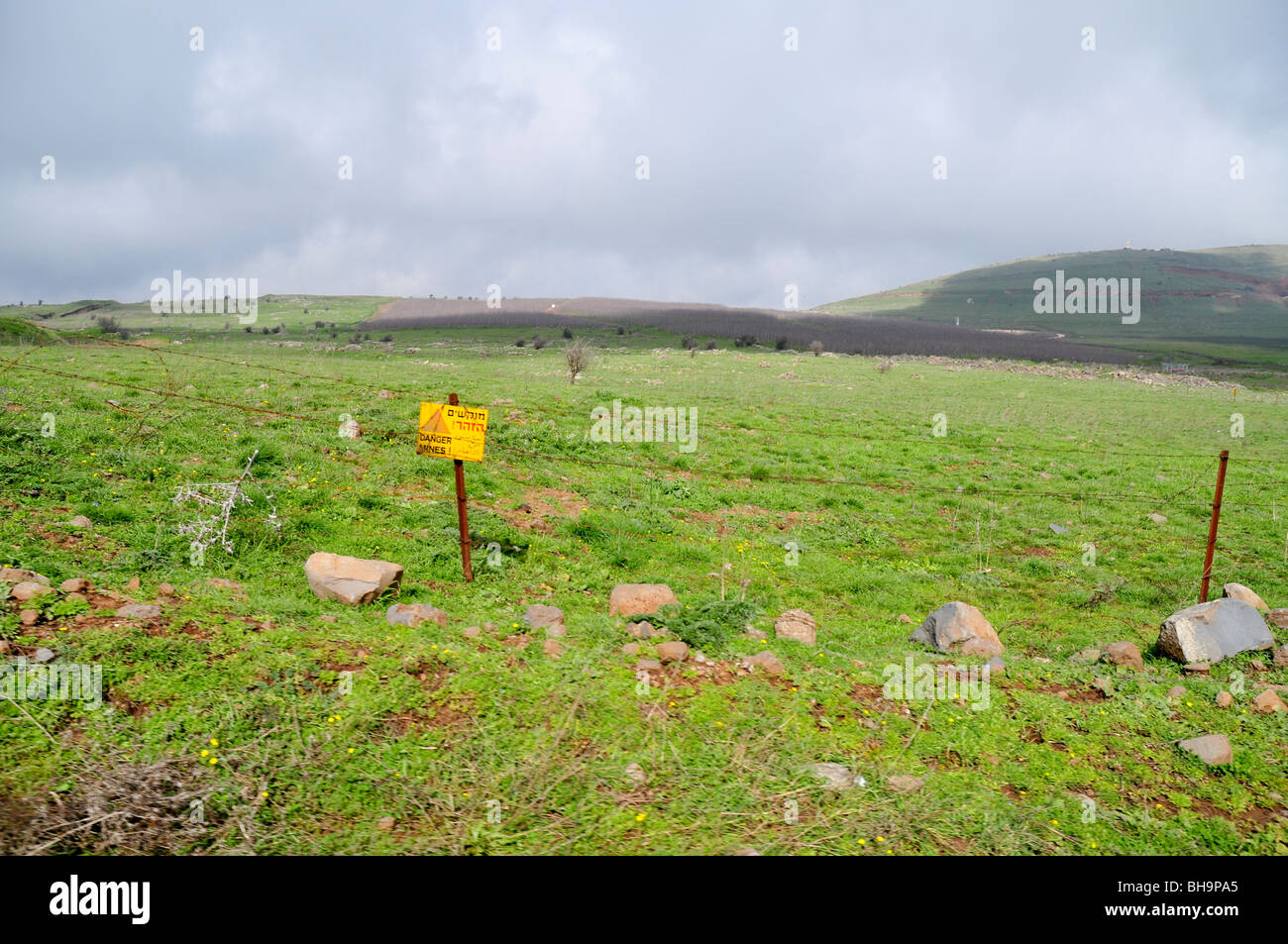 Minefields hi-res stock photography and images - Alamy