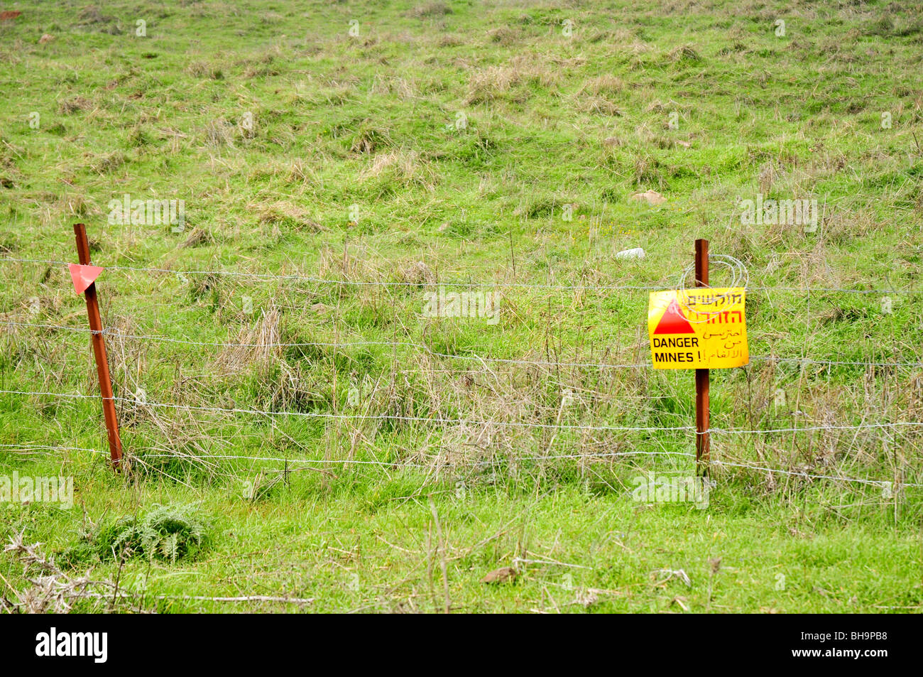 Minefields warning sign hi-res stock photography and images - Alamy