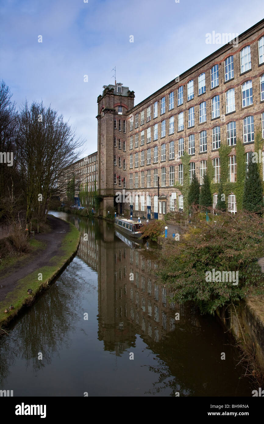 Macclesfield Canal & Clarence Mill Stock Photo - Alamy