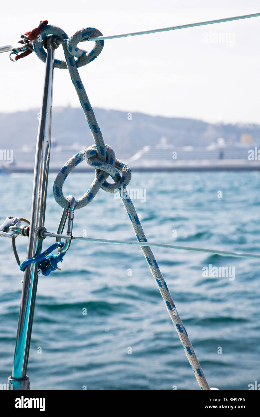 Close detail of Ropes on boat overlooking water Stock Photo - Alamy