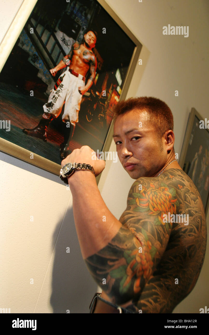 Cosplay and unique fashions on show at exhibition of photos (by Nadev ...