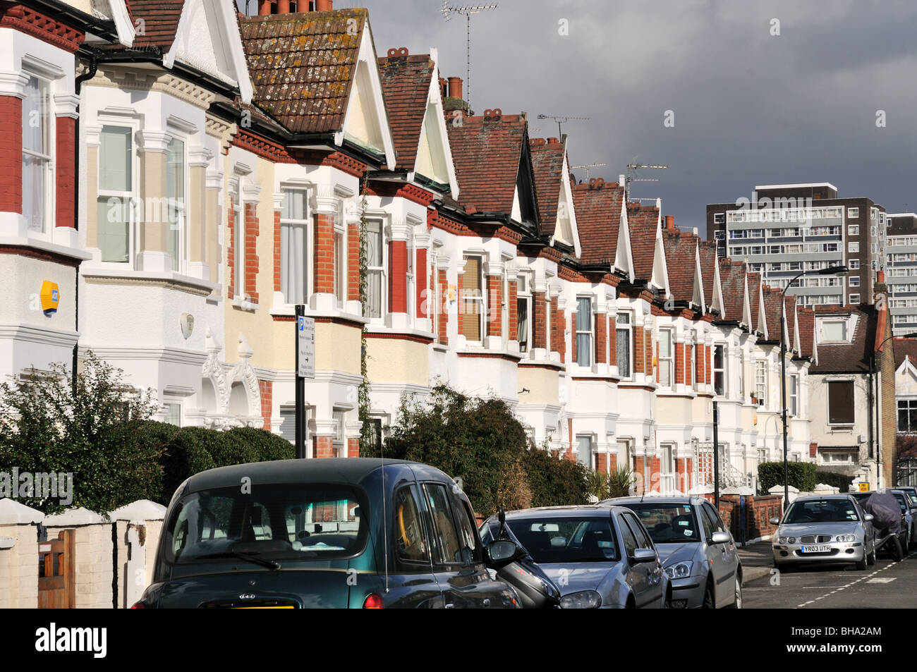 Terraced houses in Fulham and Hammersmith London UK Stock Photo - Alamy