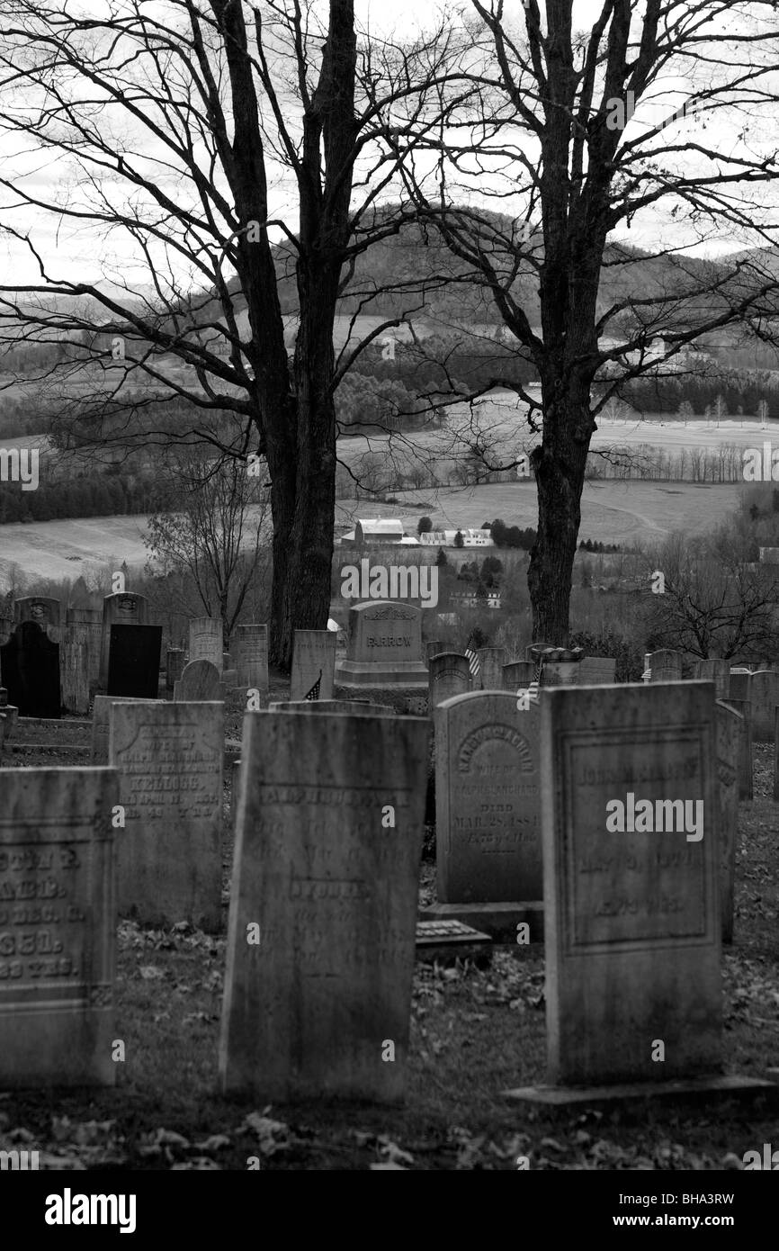 Vermont gravestones hi-res stock photography and images - Alamy