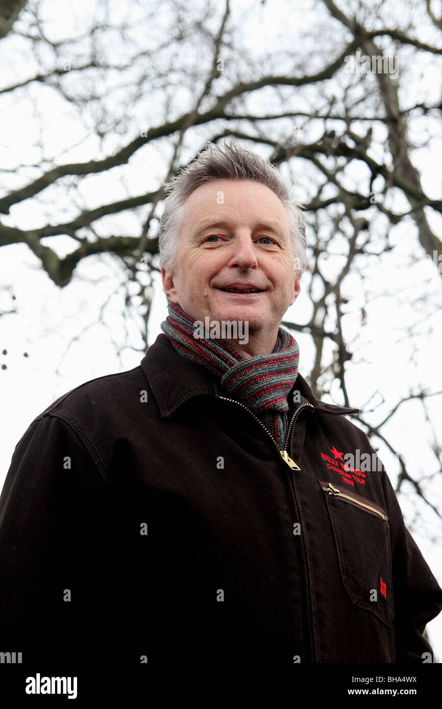 Singer billy bragg hi-res stock photography and images - Alamy