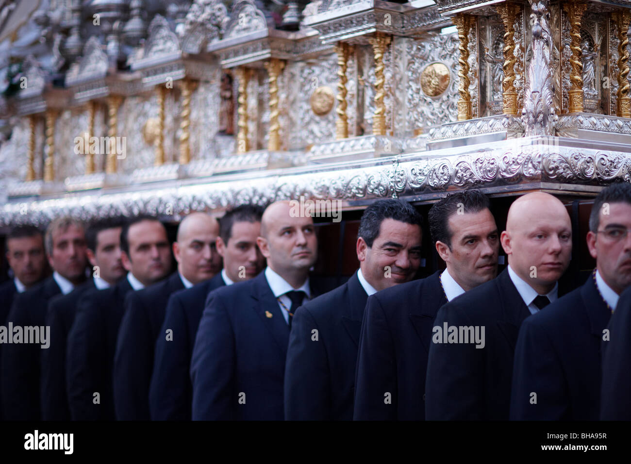 Pall bearers hi-res stock photography and images - Alamy