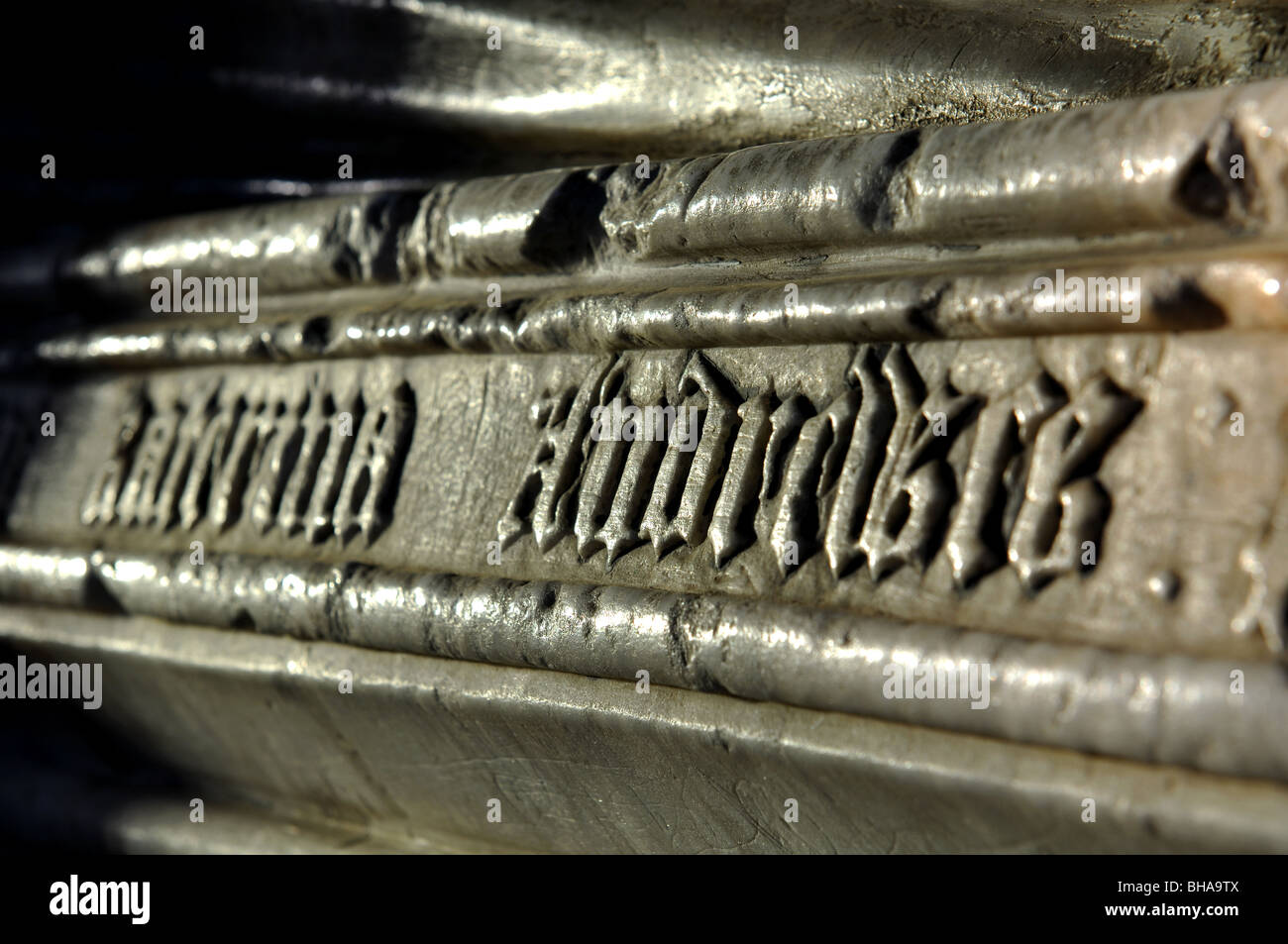 Detail of Thomas Andrews tomb, Holy Trinity Church, Church Charwelton ...