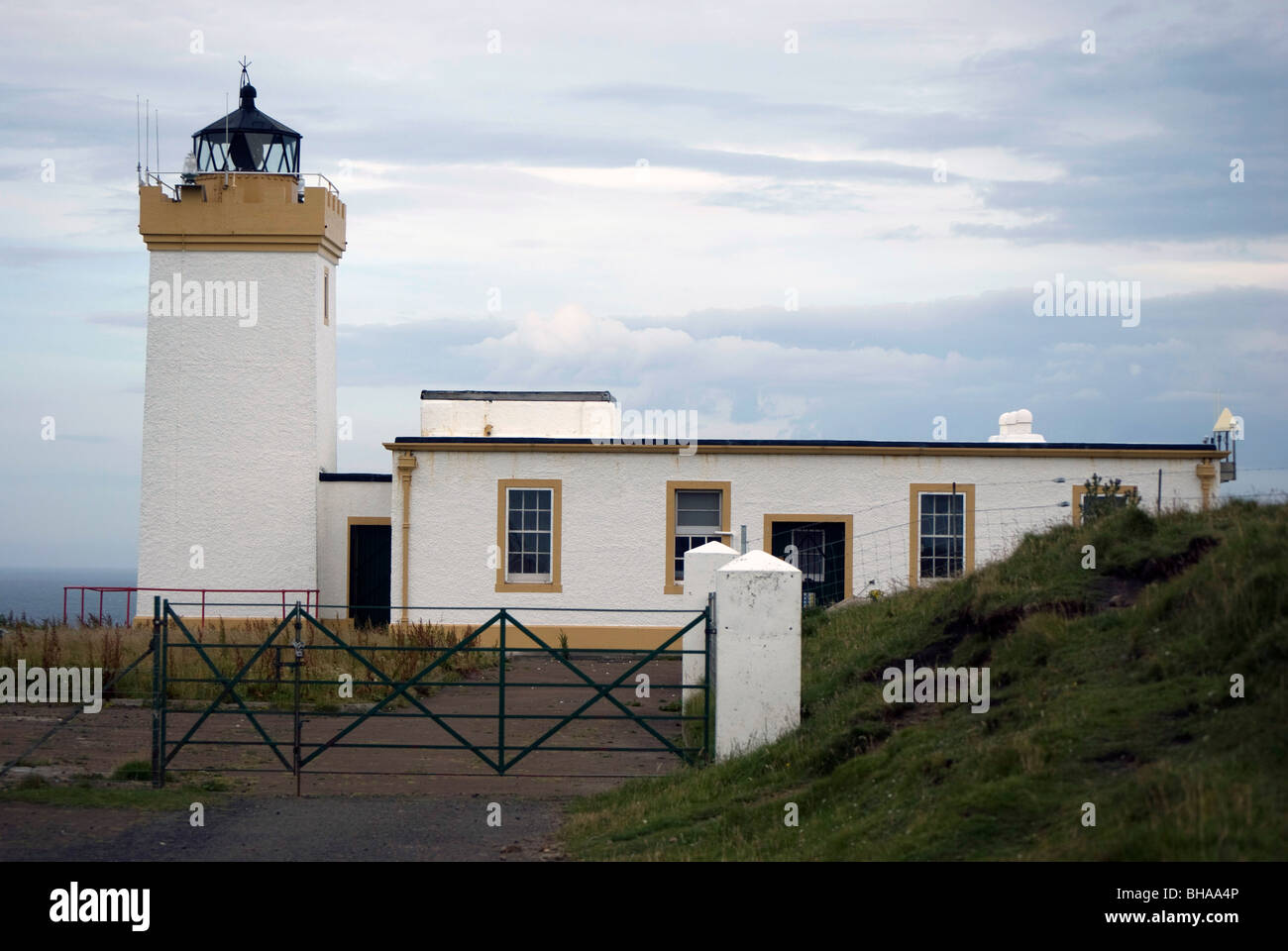 The lighthouse at Duncansby Head, by John O'Groats in the far north ...