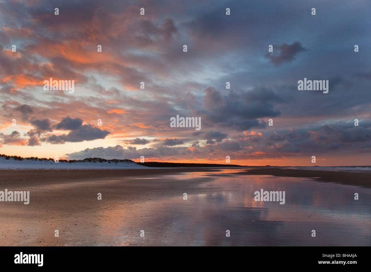 Sunset at Holkham beach National nature reserve Norfolk Stock Photo - Alamy