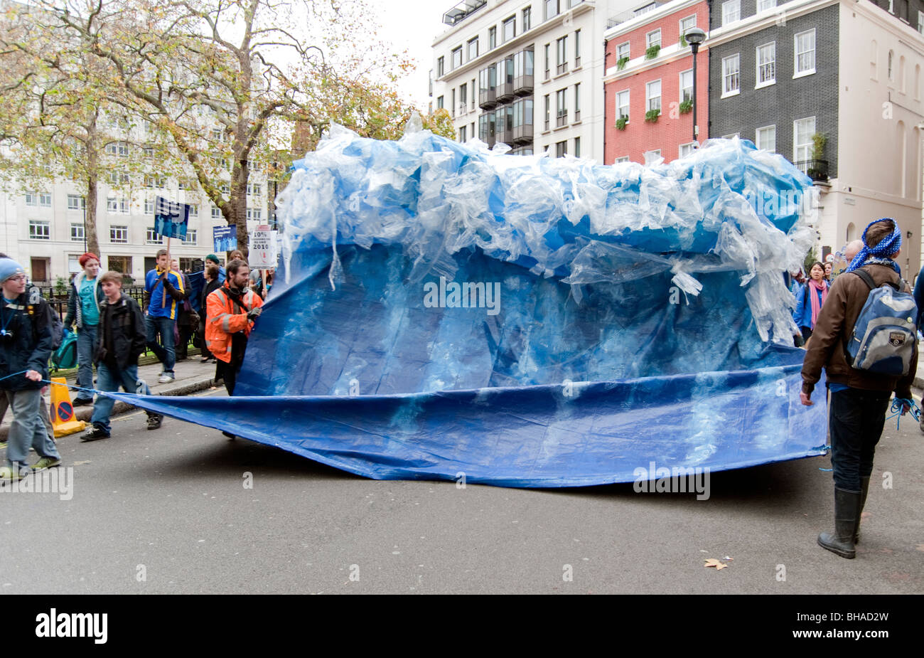 Model of blue wave london england hi-res stock photography and images ...