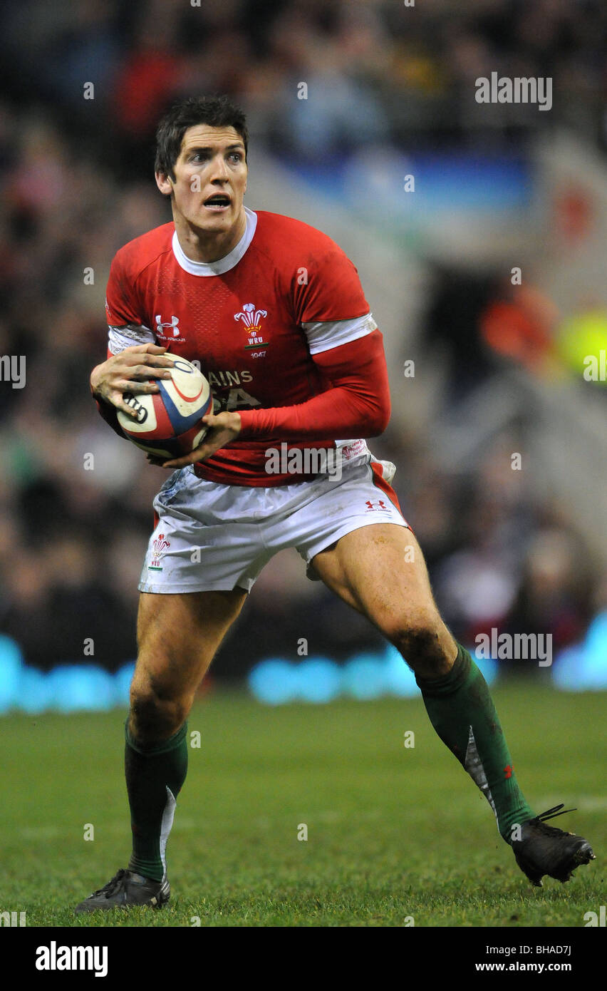 JAMES HOOK WALES RU TWICKENHAM LONDON ENGLAND 06 February 2010 Stock ...