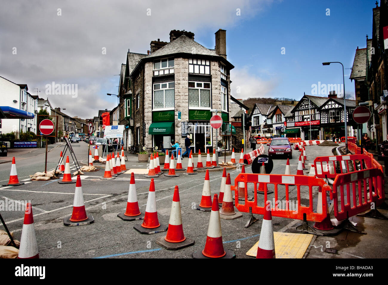Road works - No trip barrier -Chapter 8 barrier temporary site fencing ...