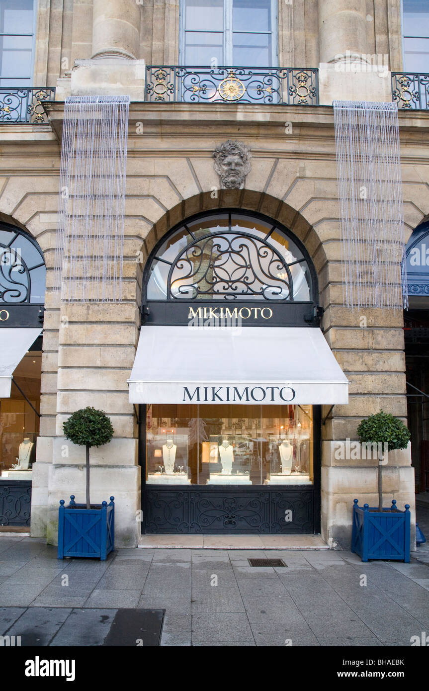 Mikimoto, jewelry store - Place Vendome in Paris Stock Photo - Alamy