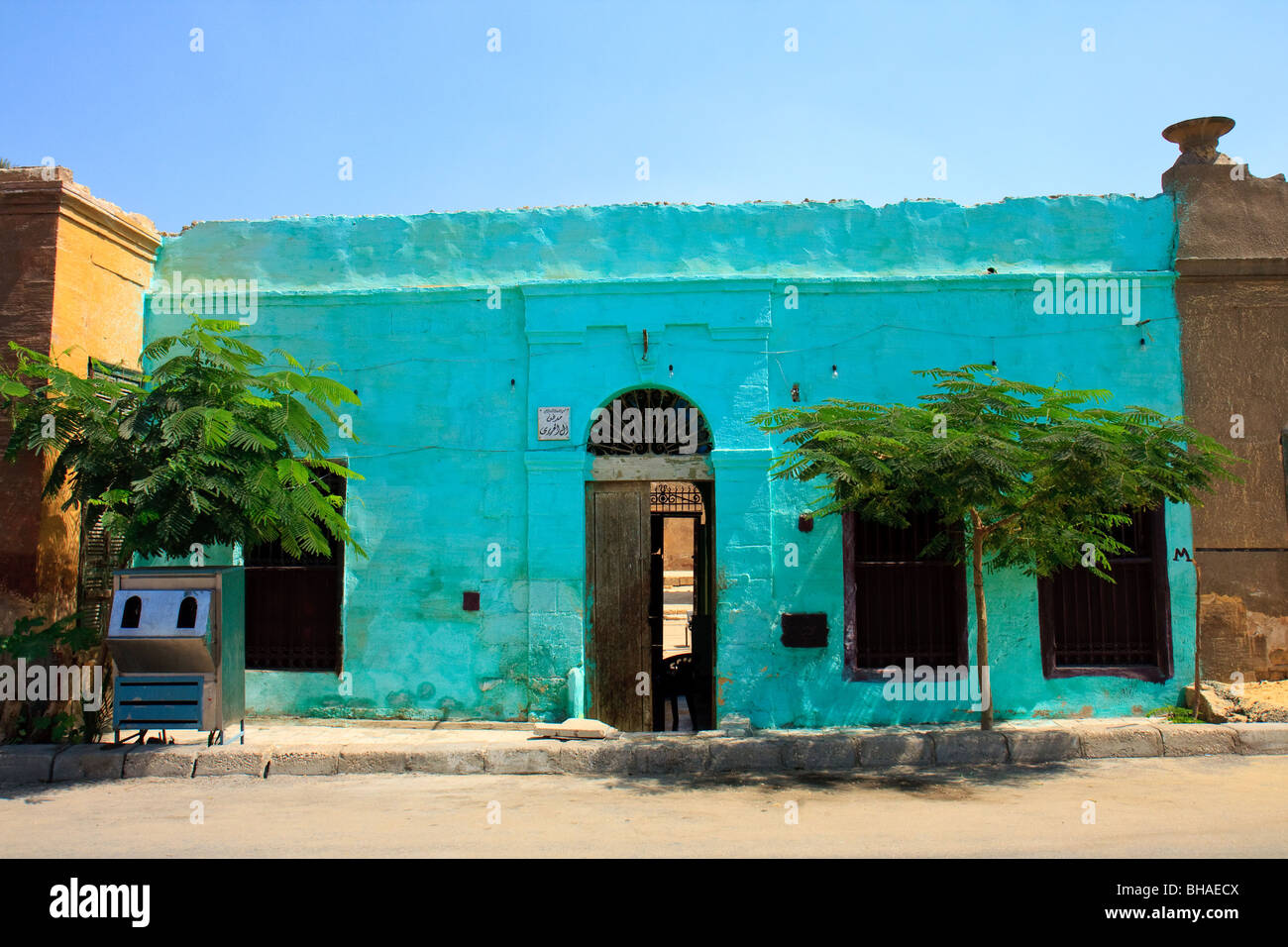 City of the dead cairo cemetery hi-res stock photography and images - Alamy
