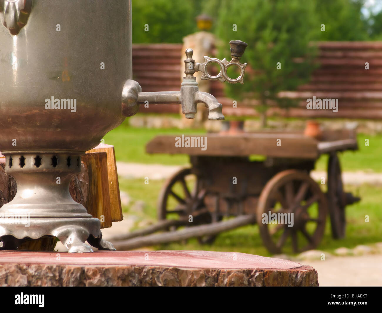 Russian samovar, tea kettle Stock Photo - Alamy