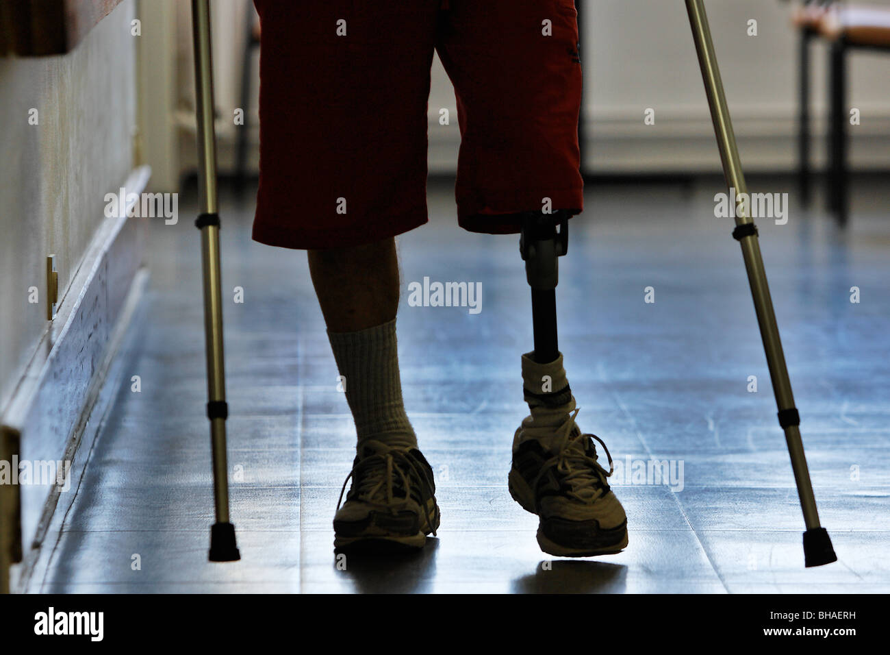 One legged man hi-res stock photography and images - Alamy