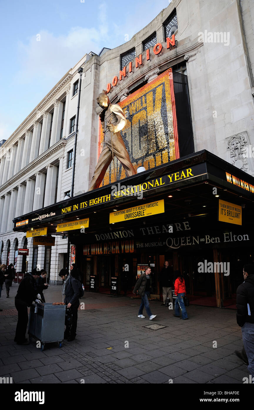 Tottenham court road at night hi-res stock photography and images - Alamy