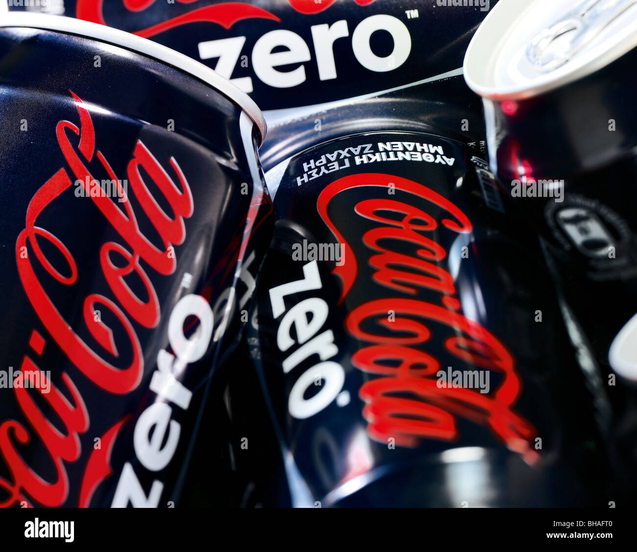 Aluminium Drinks Cans Stock Photo - Alamy