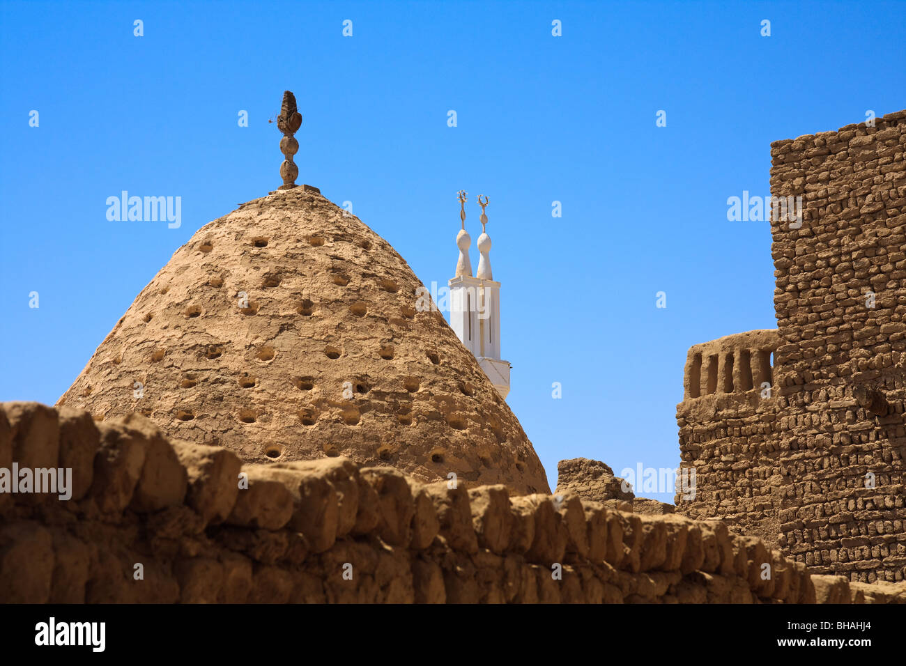 Africa Qasr Oasis Egypt Islam Mosque West Desert Stock Photo - Alamy