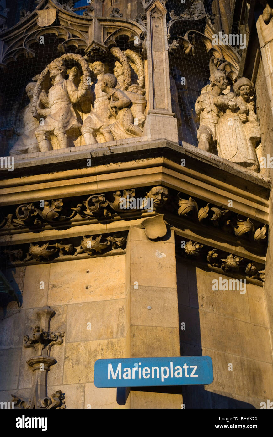 Street signs munich germany hi-res stock photography and images - Alamy
