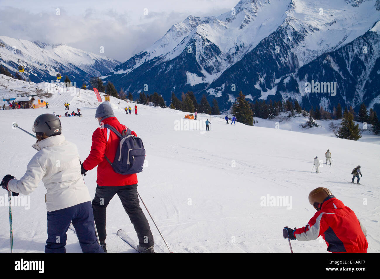 Ski mayrhofen zillertal ziller river valley of tyrol hi-res stock ...