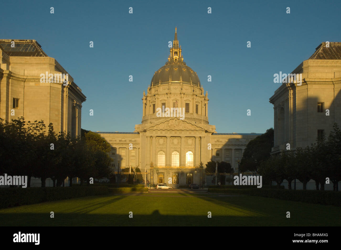 Golden dome san francisco hi-res stock photography and images - Alamy