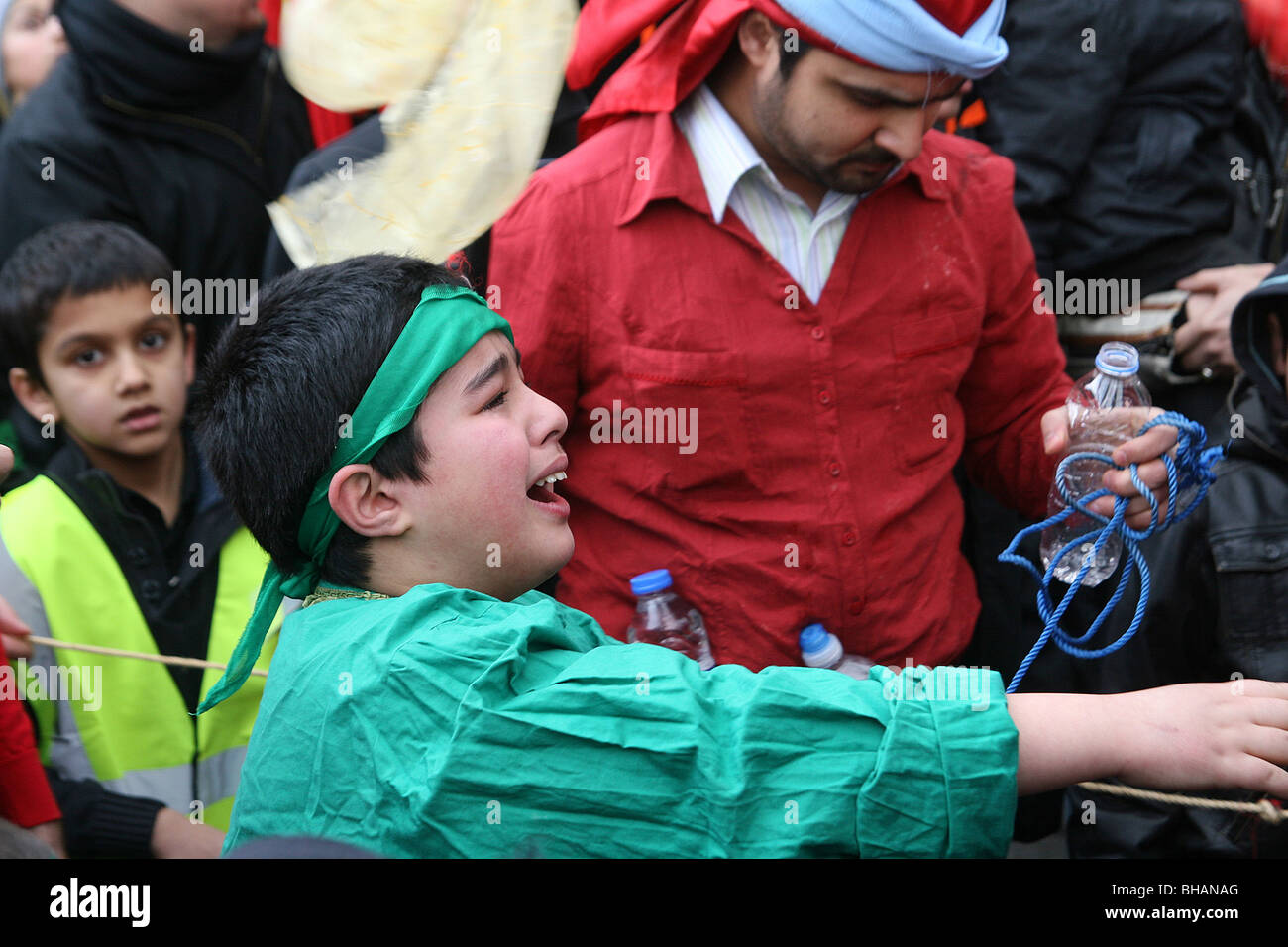 Islamic boy crying Stock Photo - Alamy
